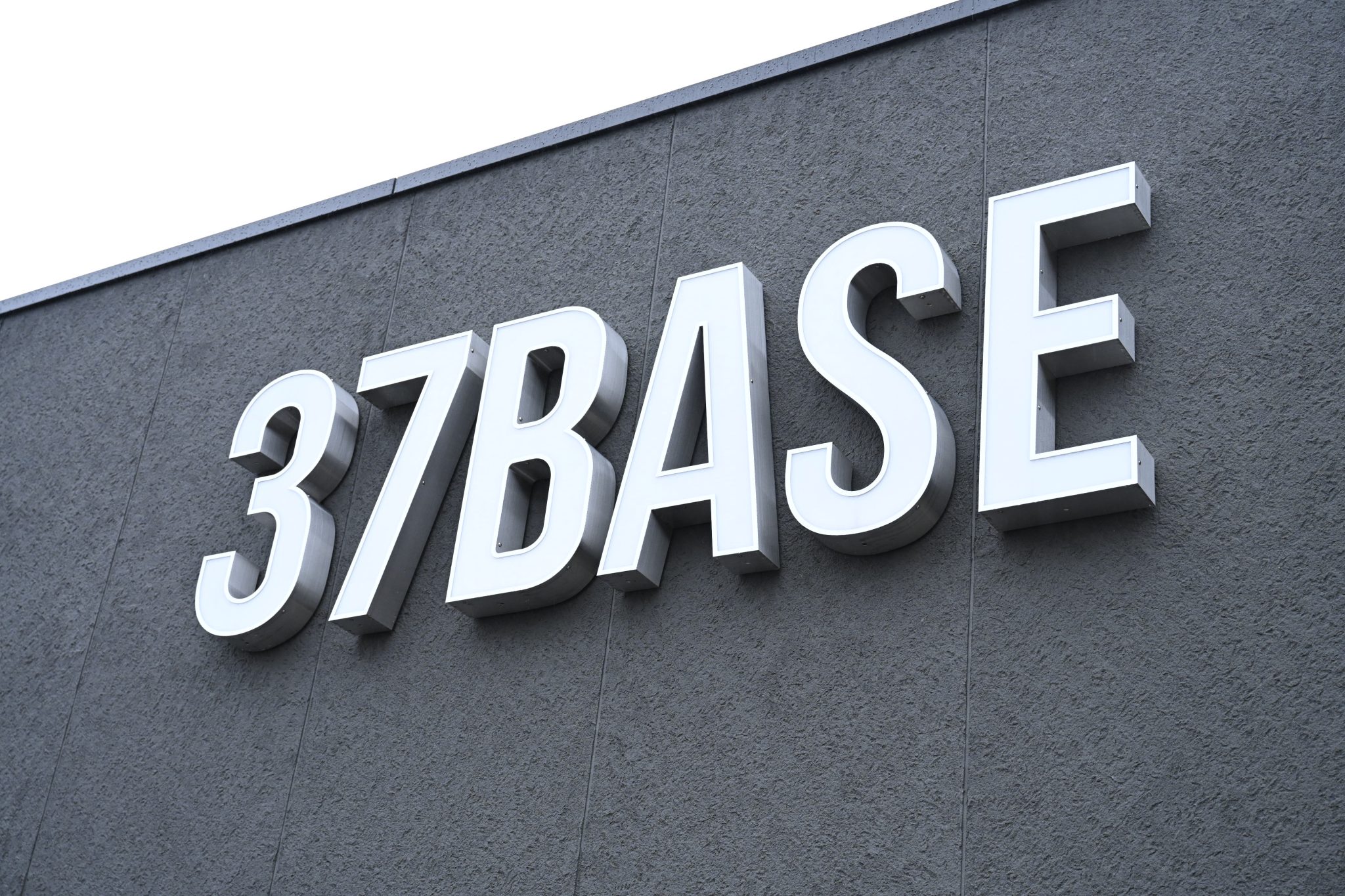 地域にも地球にもやさしいサウナ。富山県南砺市「37BASE」② - SAUNA BROS.WEB | サウナブロスウェブ